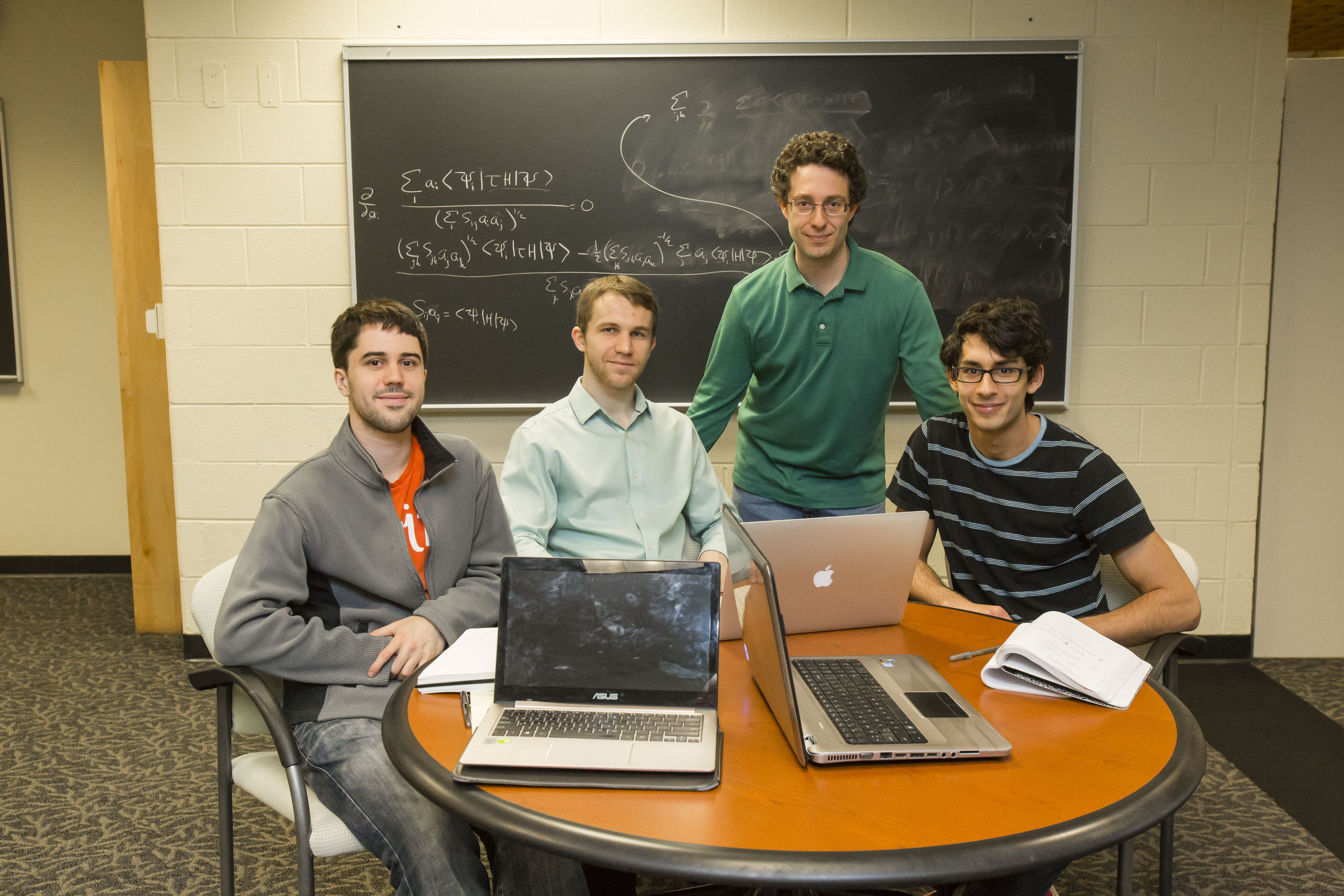 Illinois Physics researchers awarded DOE grants to advance quantum ...